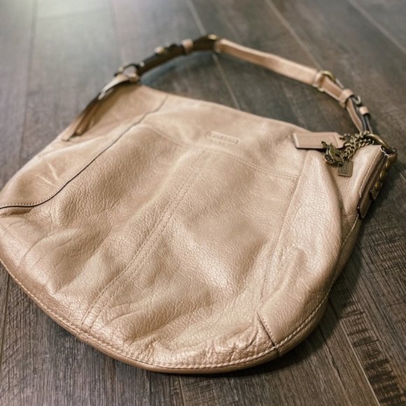 Coach | Bags | Coach Soho Gold Metallic Hobo Purse Coach Handbag ...